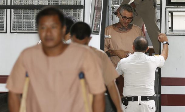 El español Artur Segarra comparece ante el juez en Bangkok tras revisar ...