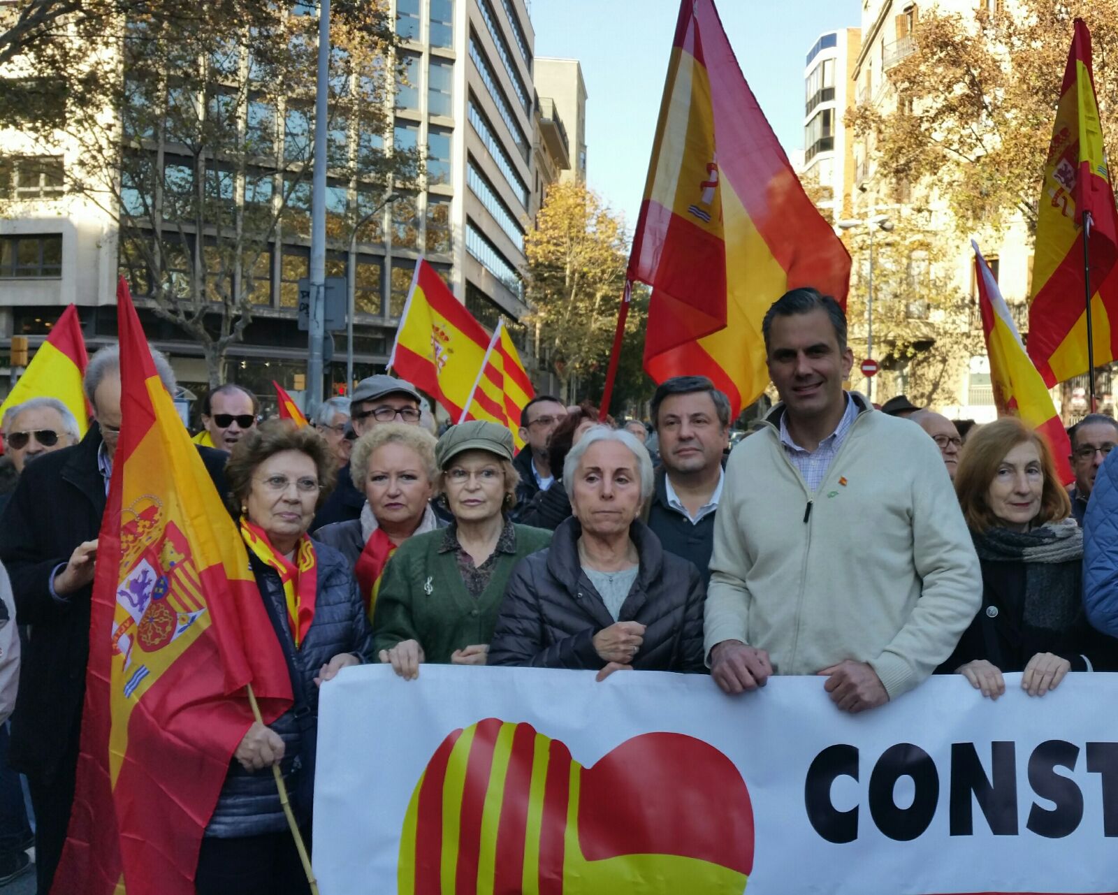 Día de la Constitución, el Secretario General de VOX exige en Barcelona ...
