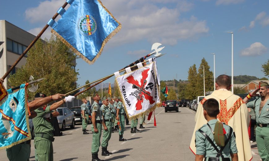 Cataluña festeja los 99 años de la Legión con honores a España en San ...